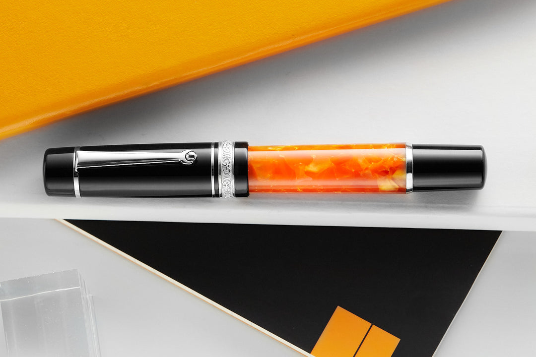 Delta DV Original Mid-size Fountain Pens - The Goulet Pen Company