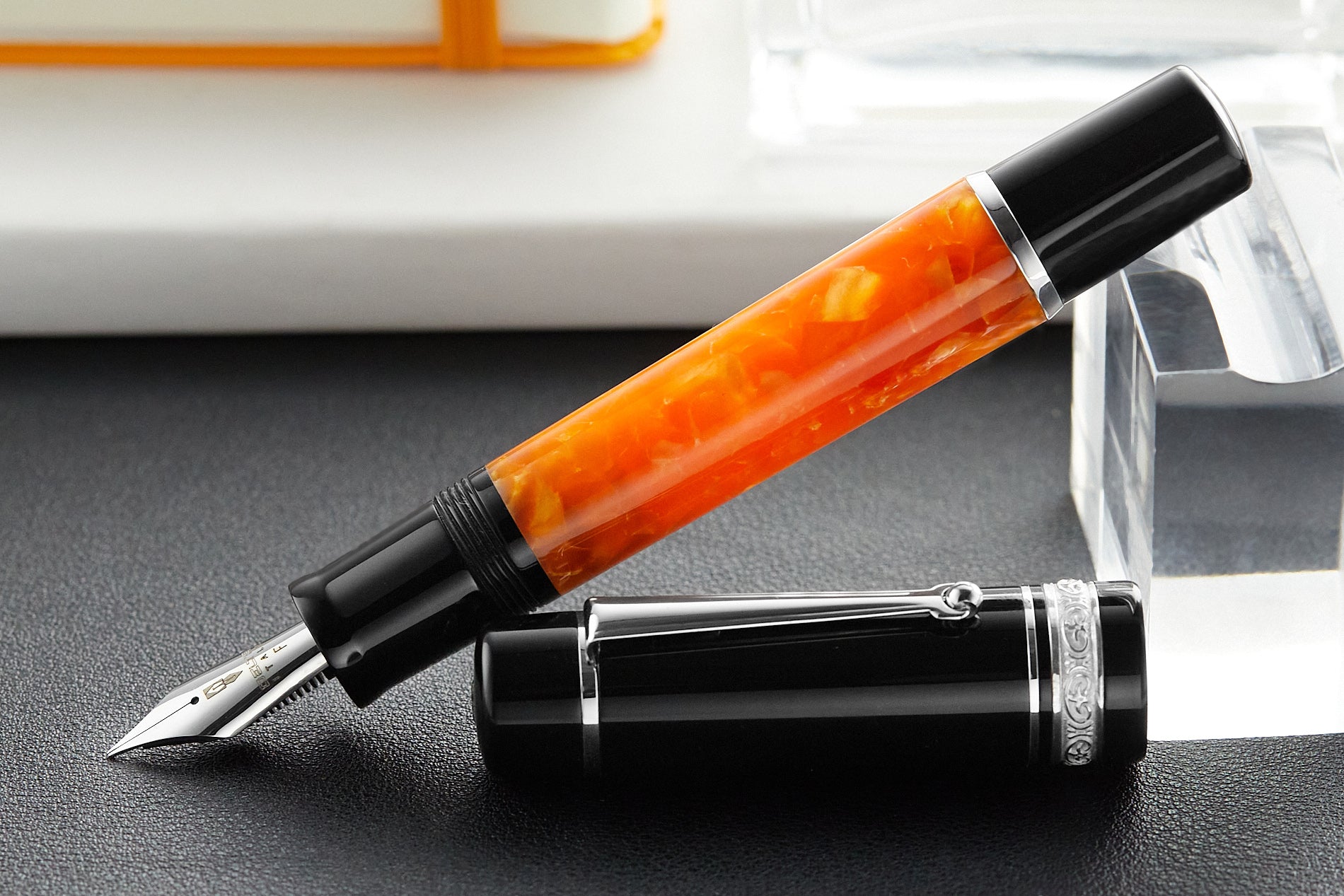 Delta DV Original Mid-size Fountain Pens - The Goulet Pen Company